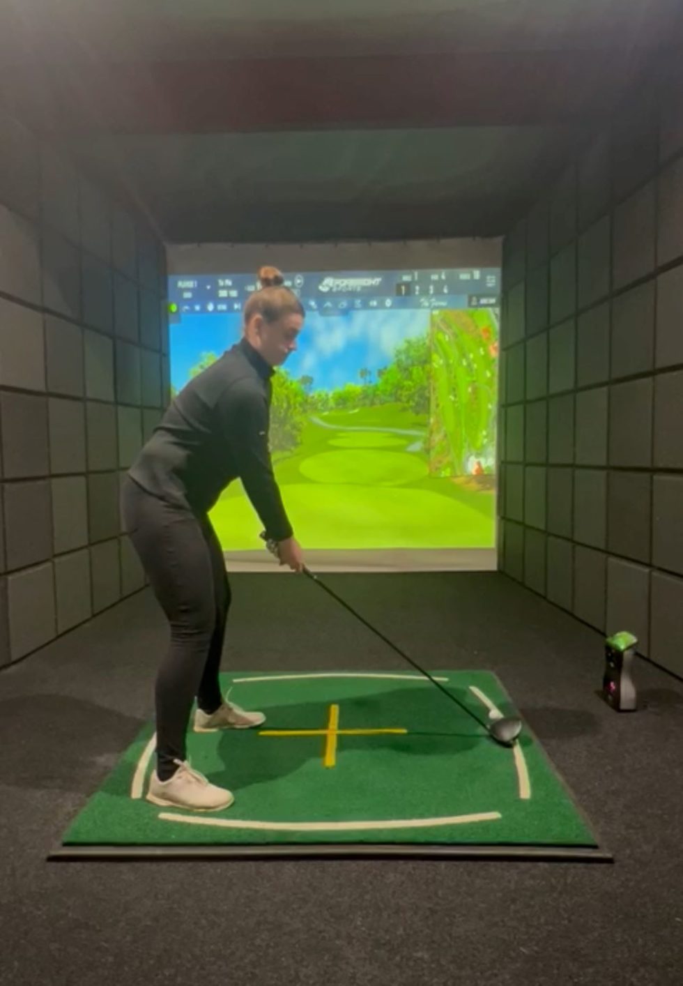 New indoor golf studio opens - Manifest PR and Marketing